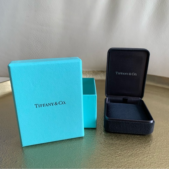 Tiffany & Co. | Party Supplies | Tiffany Co Signature Blue And Black ...